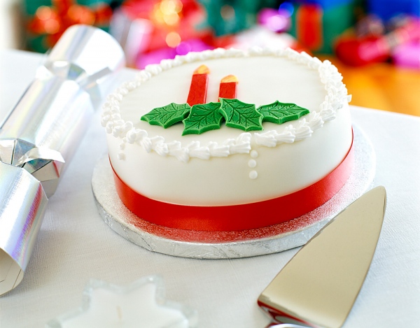 Free Christmas Cards: Christmas Cake Cards, Xmas Wishes with a Cake