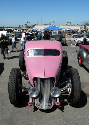 Just A Car Guy: Pink hot rod dualie... ya won't see another one of these