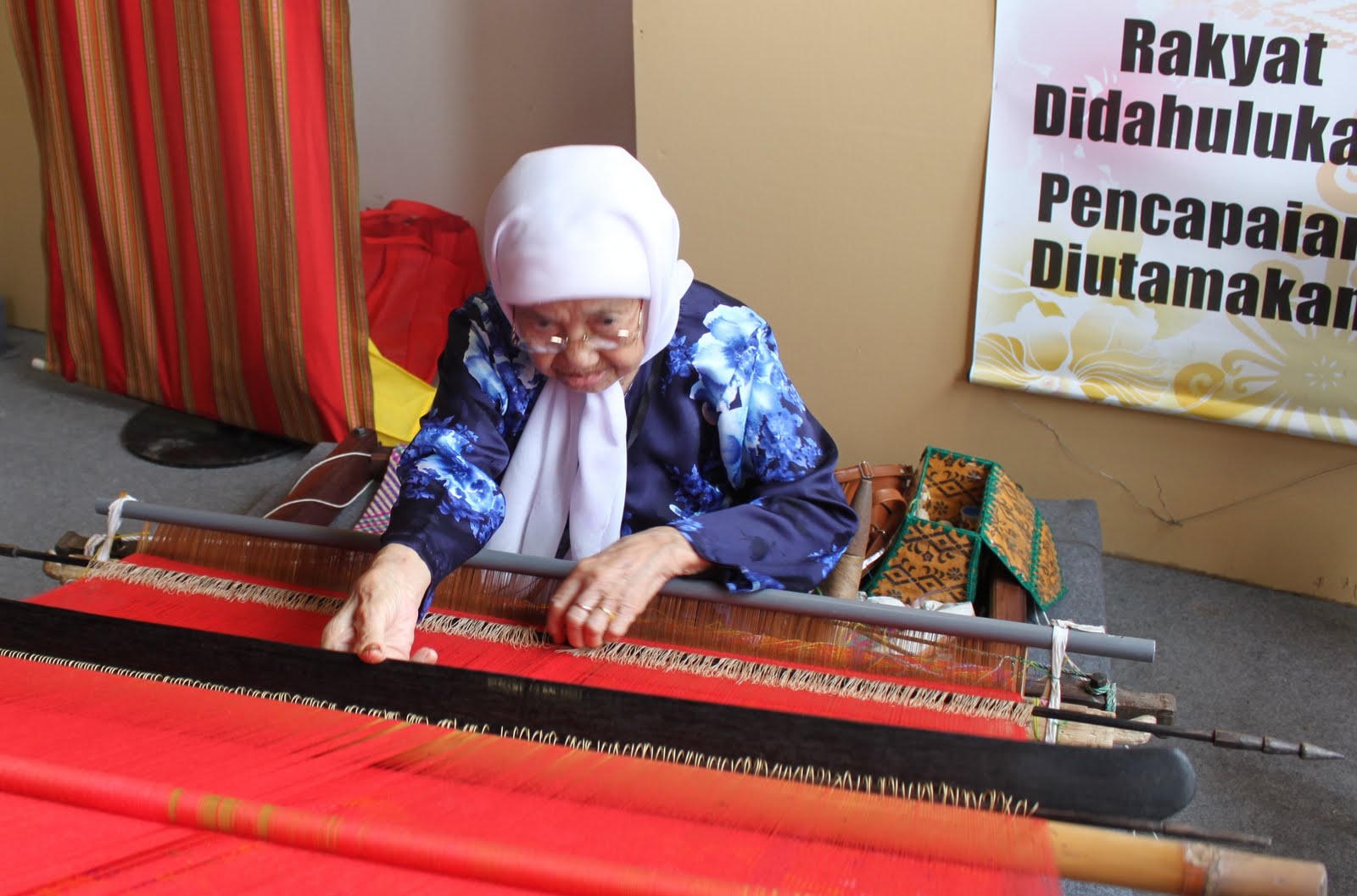 Budaya Kraf: TAKZIAH KE ATAS PEMERGIAN HAJAH RAMIAH BINTI ABDULLAH ...