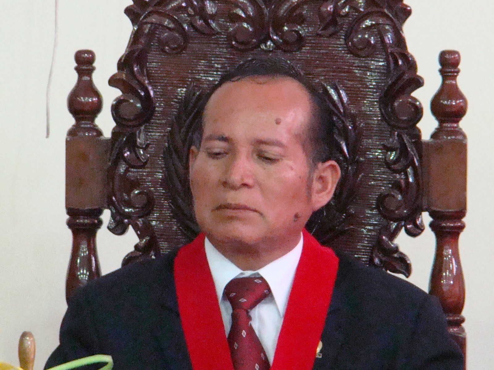 Moquegua Noticias: DR. MOISÉS QUISPE AUCCA ASUMIO PRESIDENCIA Moquegua Noticias: DR. MOISÉS QUISPE AUCCA ASUMIO PRESIDENCIA