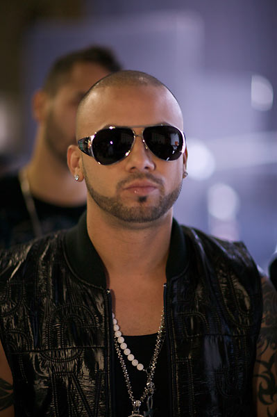 Wisin se operó la nariz por consejo de Enrique Iglesias ~ WY Records ...