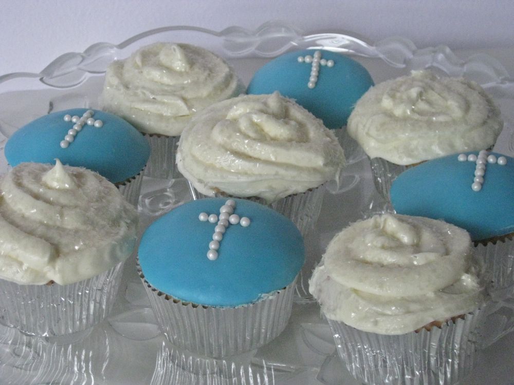 Sew Can Do: Creating Communion Cupcakes