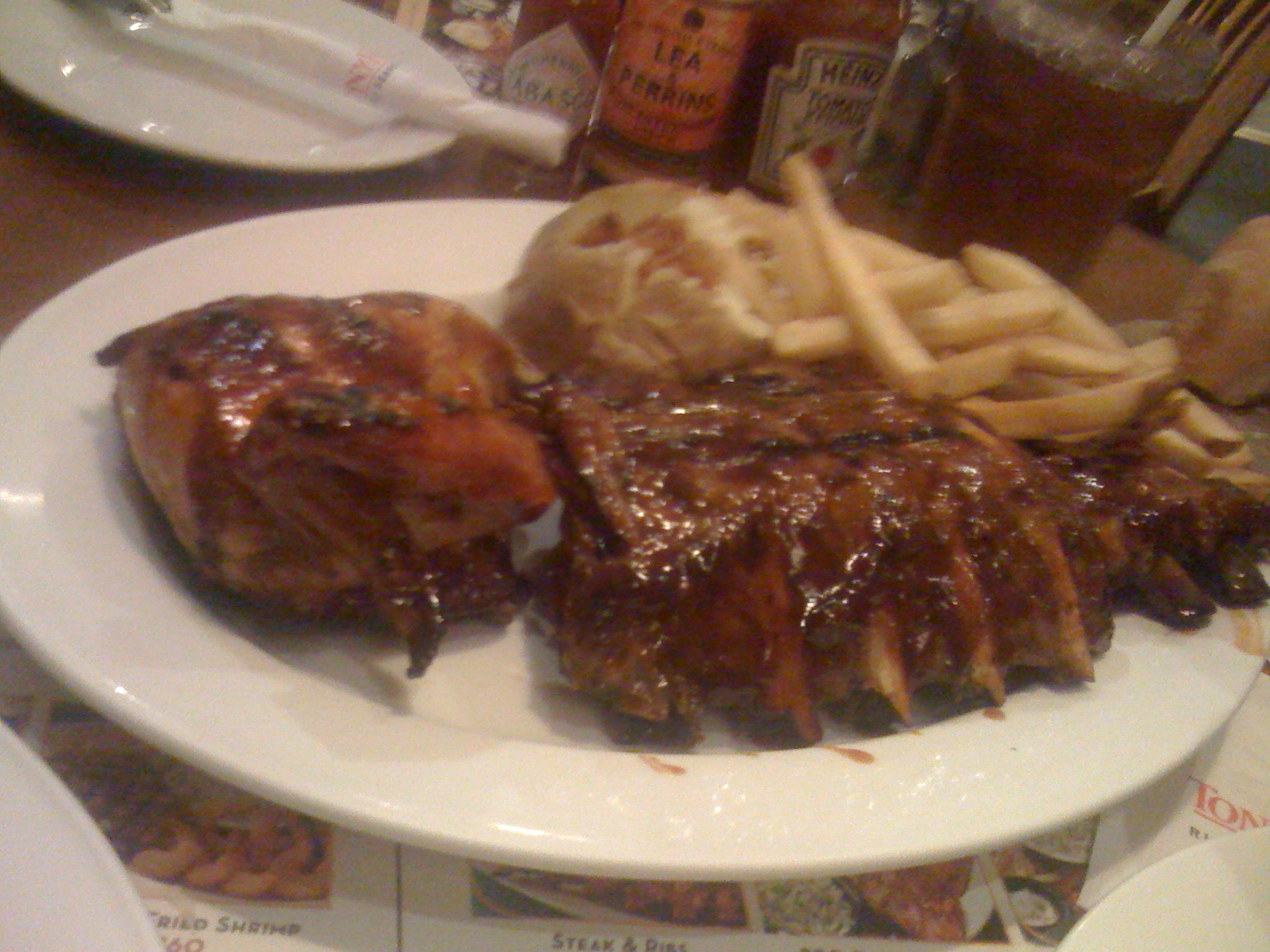 Tony Roma's: Best Ribs in Town! :)