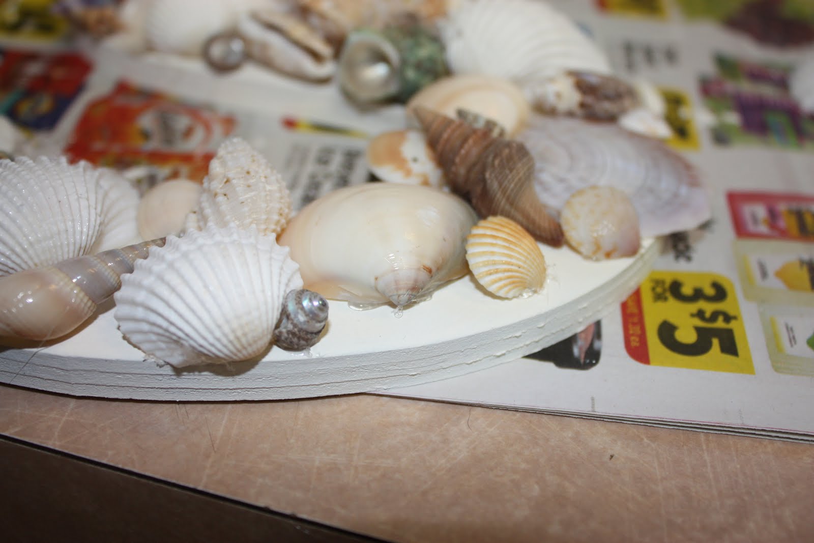 Custom Vinyl Wall Decals: Seashell Letter Tutorial