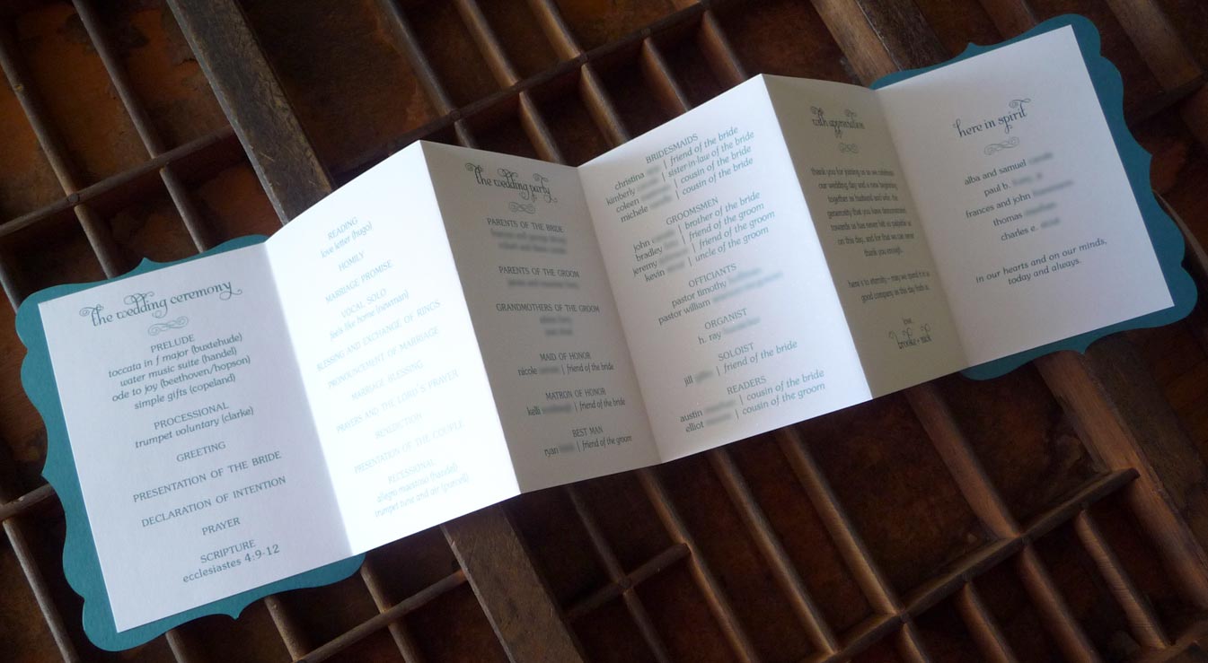 mrs. cupcake's wedding blog: The Cupcakes' Accordion-Fold Pocket Programs