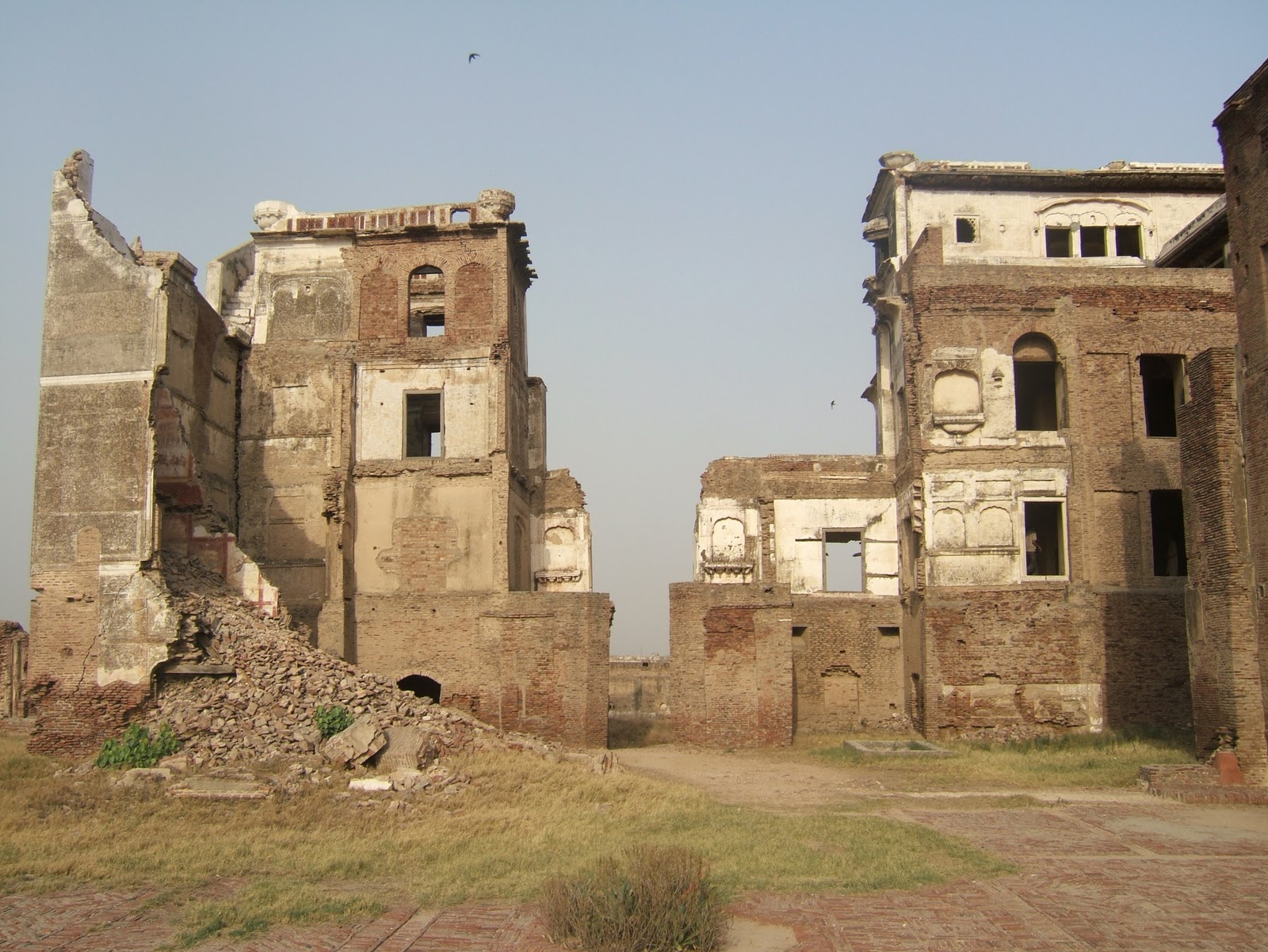 Lovely Pakistan: Sheikhupura Fort