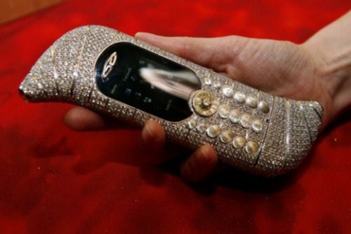 Welcome to FunnyDust: World’s Top Ten Most Expensive Phones (10 Photos)