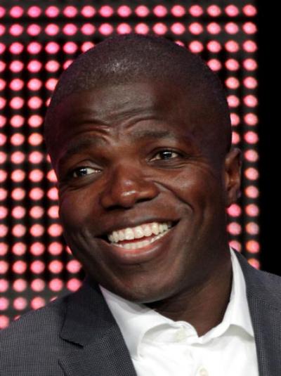 The Lady(Bug) of the Household: Turn Off The Computer & Turn On The TV!