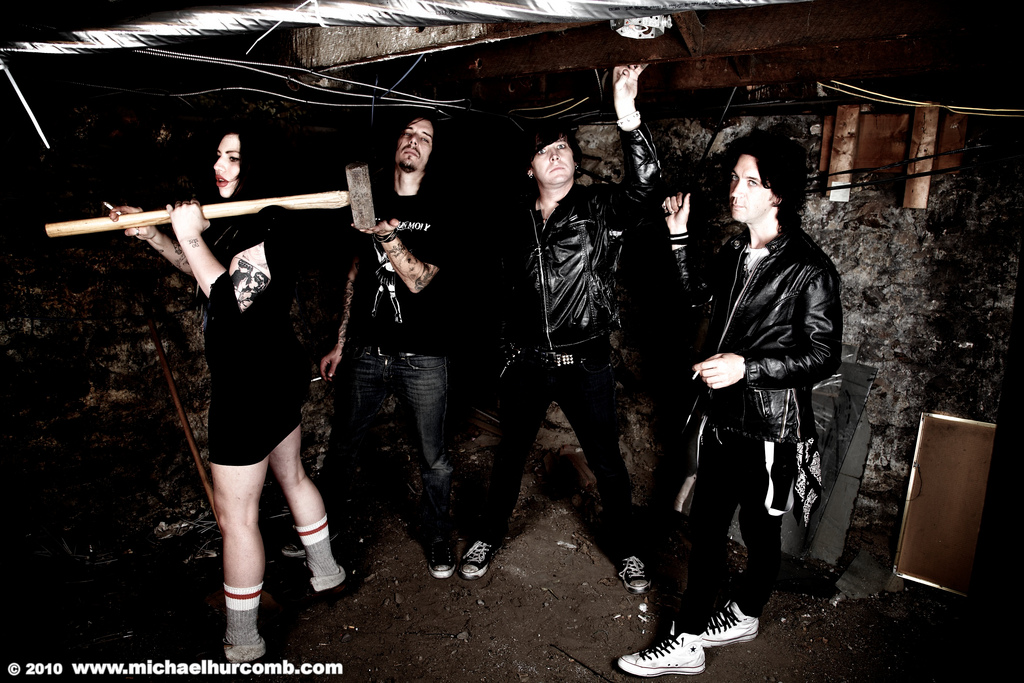 Die Mannequin: Die Mannequin shoot by Michael Hurcomb