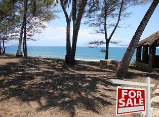 Dally Estate - "An agent you can trust": Beach PLOT for SALE