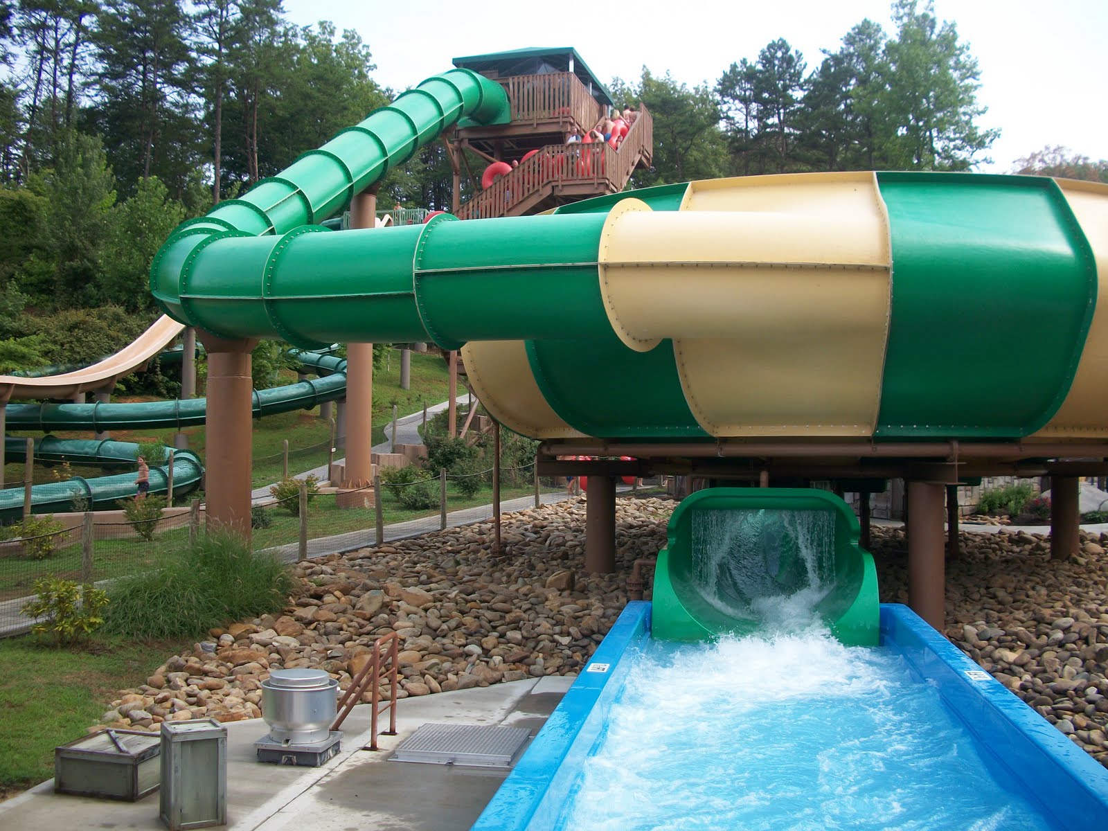 Living as a Vessel for Christ: Splash Country Fun!