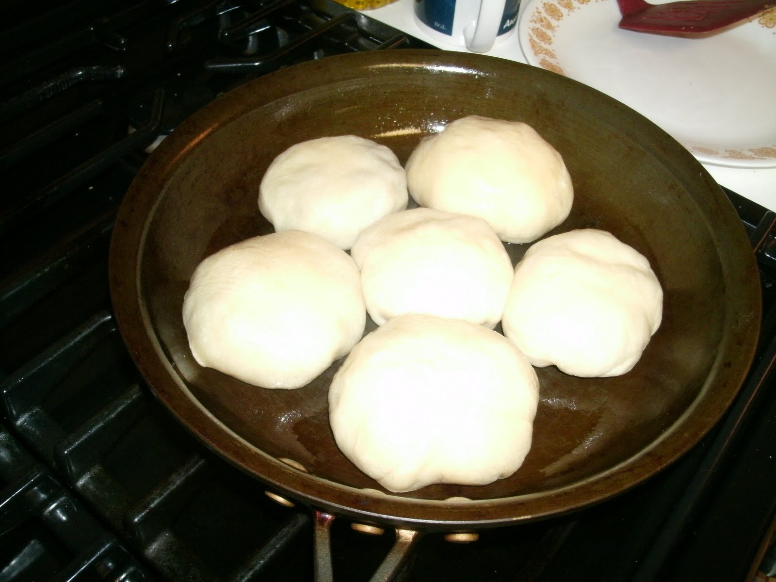 Drew's Food Blog: Niu Rou Xian Bing (pan fried chinese hamburgers ...