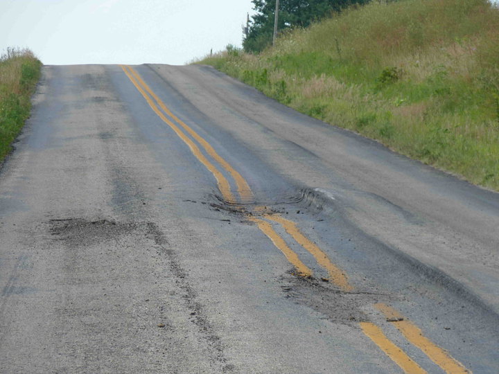 Mercer County Missouri: CRAPPY ROADS