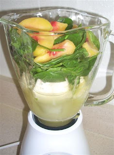 Gourmet Mom on-the-Go: Shamrock Shake...shhh, it's healthy!!