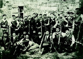 ΠΟΛΙΤΙΣΤΙΚΟΣ ΣΥΛΛΟΓΟΣ ΚΡΗΤΩΝ ΣΥΡΟΥ: Η ΕΠΑΝΑΣΤΑΣΗ ΤΟΥ ΘΕΡΙΣΟΥ ΣΤΙΣ 10 ...