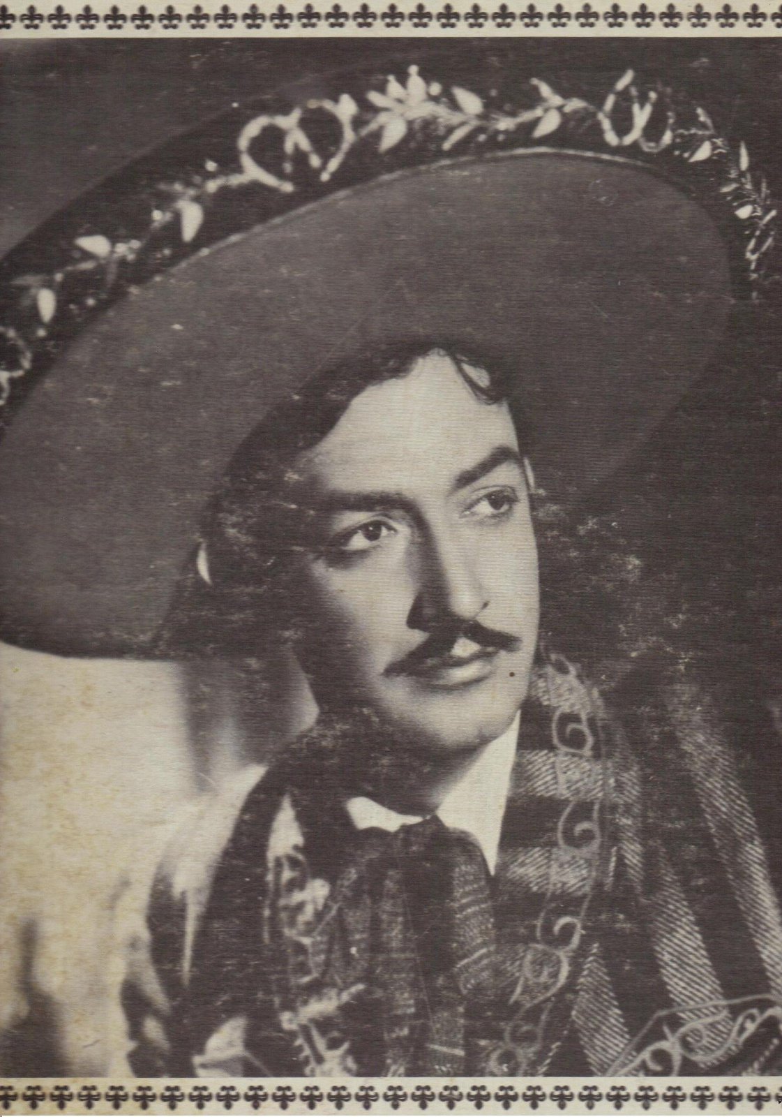 Escritorio Publico.: Evocacion de Jorge Negrete.