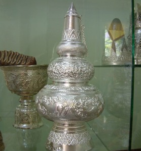 NARESUAN THAI AMULET: Naga Eye Stone ( BANGFAI )龙珠石