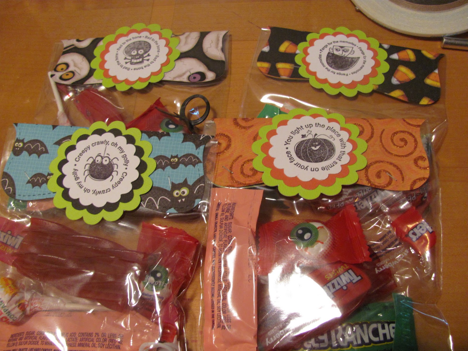 TMORROWS TREASURES: Halloween treat bags for co-workers