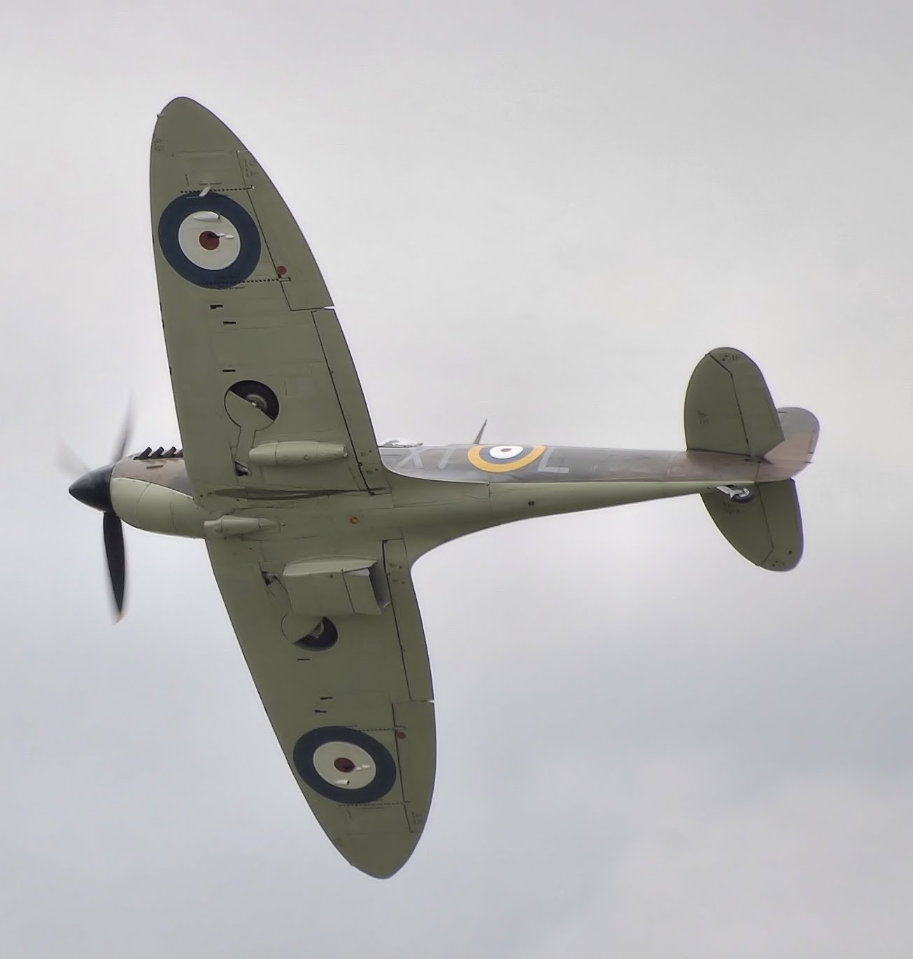 Supermarine Spitfire: Photography research