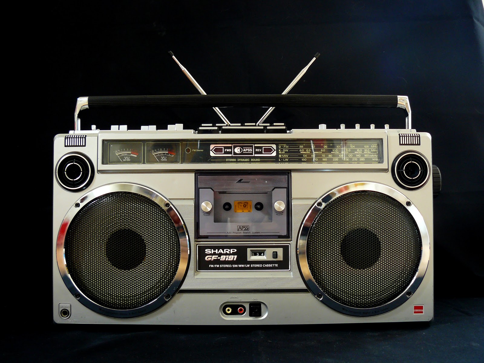3d retro boombox sharp gf-9292 - Retro Boombox SHARP GF-9292... by ...