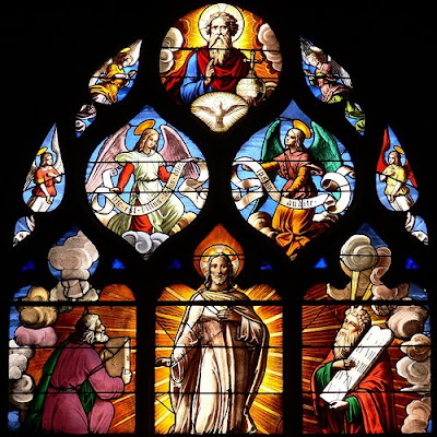 Stained Glass Spendor: Transfiguration of Our Lord Jesus Christ