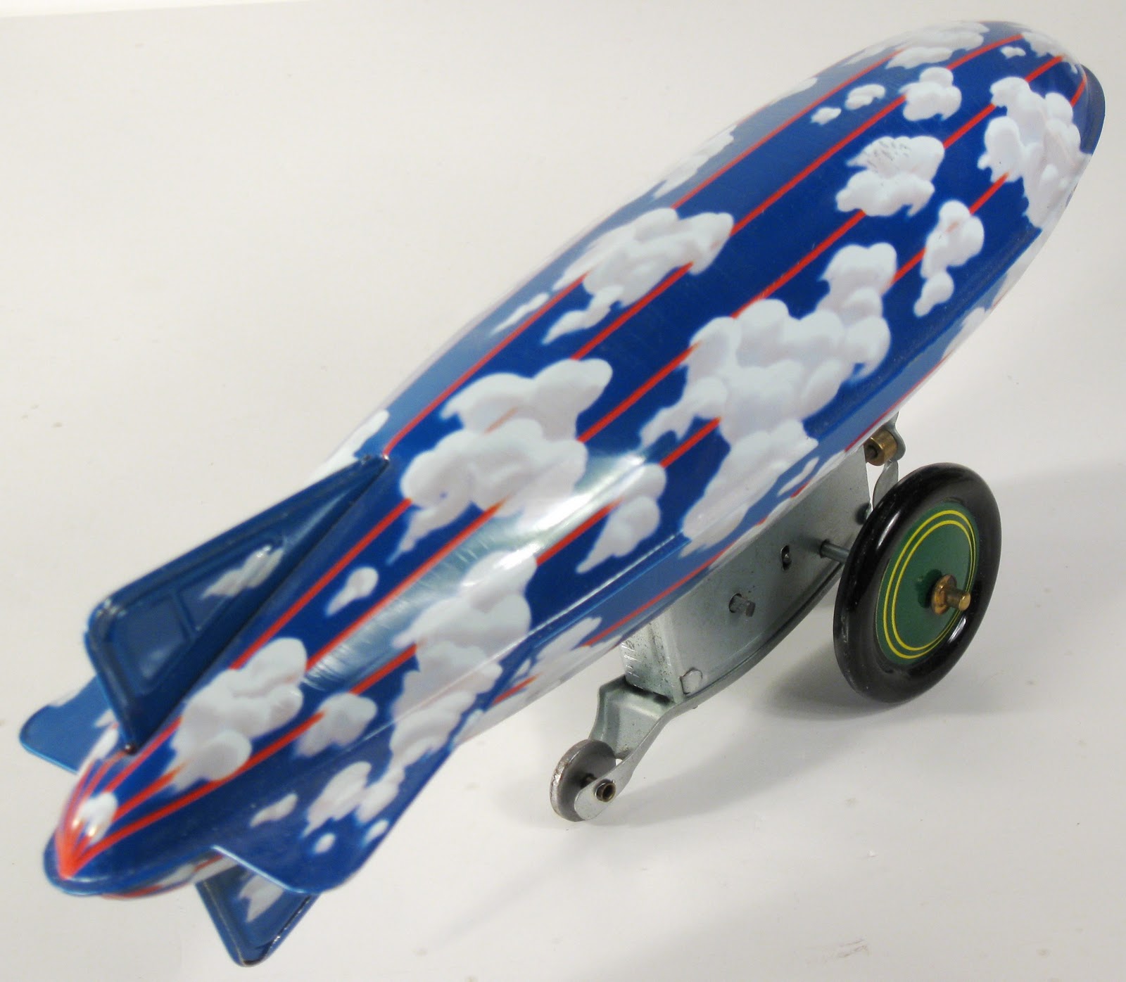 Toys and Stuff: Schylling Stealth Zeppelin