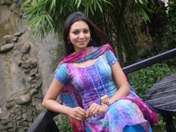 Sports, Music, Entertainment, Hotest News: Prova Apurbo and Rajib