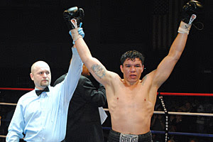 Córner do Leão: Isaac Rodrigues bate ex-Contender