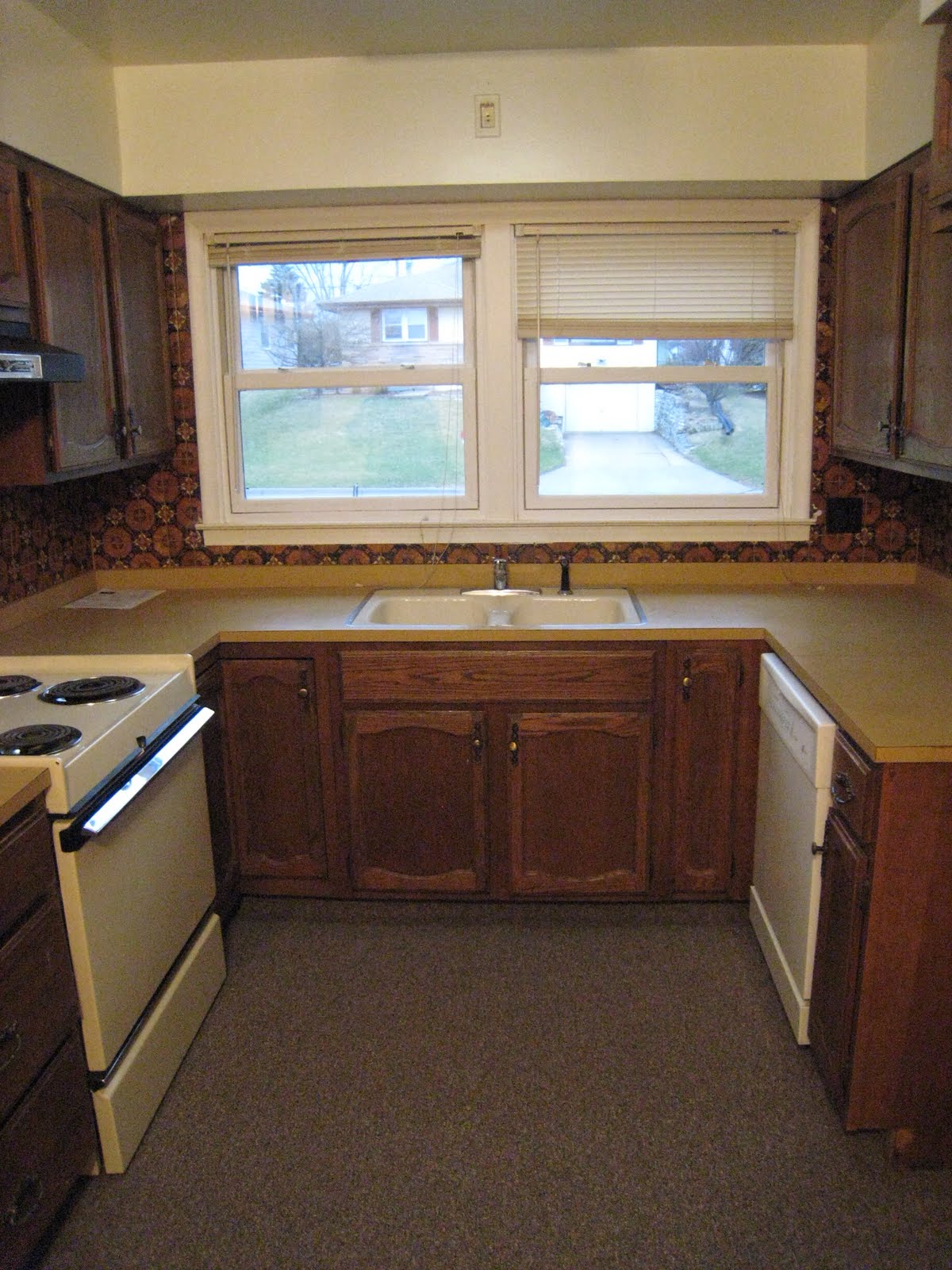 This Fresh Fossil: Is Your Kitchen Outdated? Top 10 Things that Outdate ...