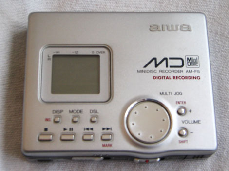 Ghid Informativ Onesti: Vand minidisc recorder AM-F5 aiwa