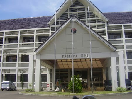 Lovela Amore Arrayya: FPMIPA UPI "Kampus Tercinta"
