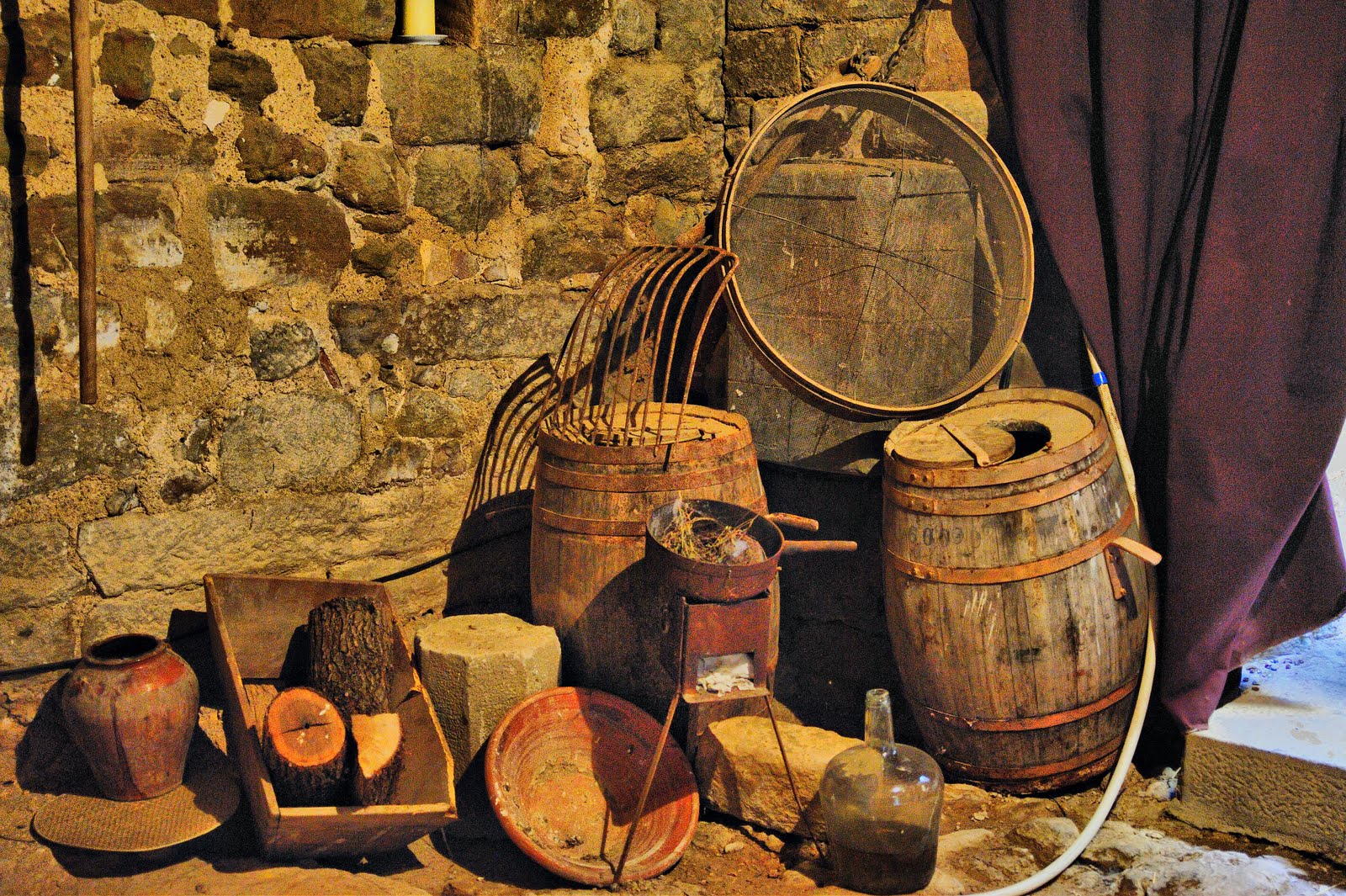 Ricard A.S " Una vista diferente".: Bodegon