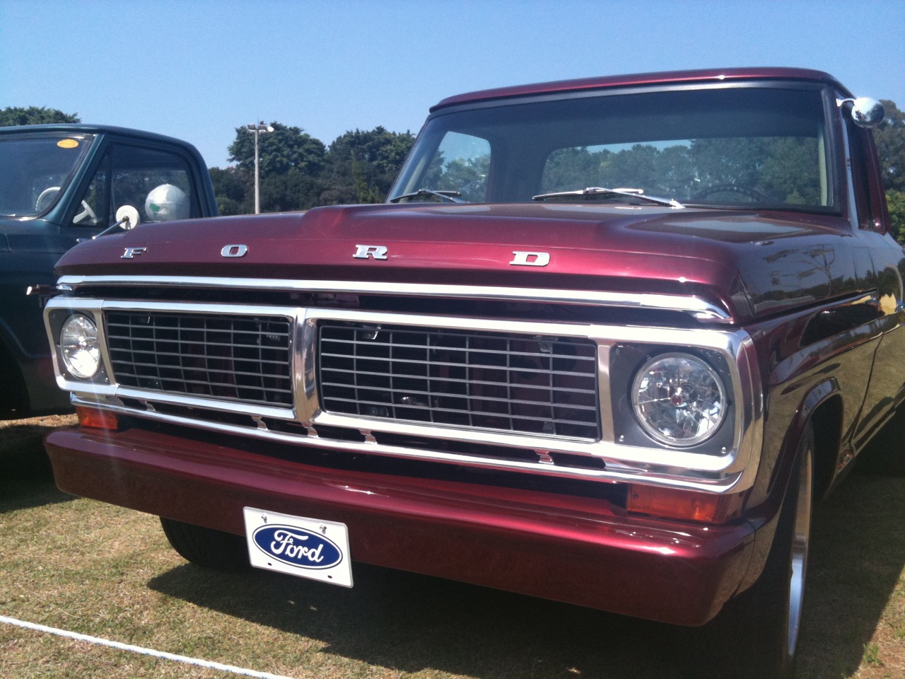 Passion for Oldies: Ford F100 1980 Customizada Motor Ford V8 5.8EFI com ...