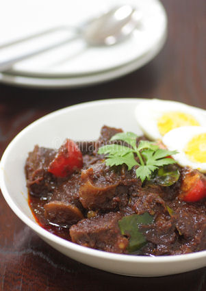 HaNa's FamiLy: Daging Masak Bali