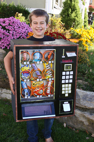 My Studio Pink: Vending Machine Costume