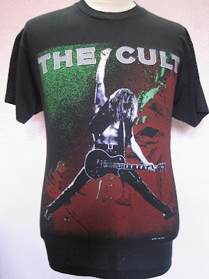 c a p t a i n s t o r e: Vintage the cult band shirt (SOLD)