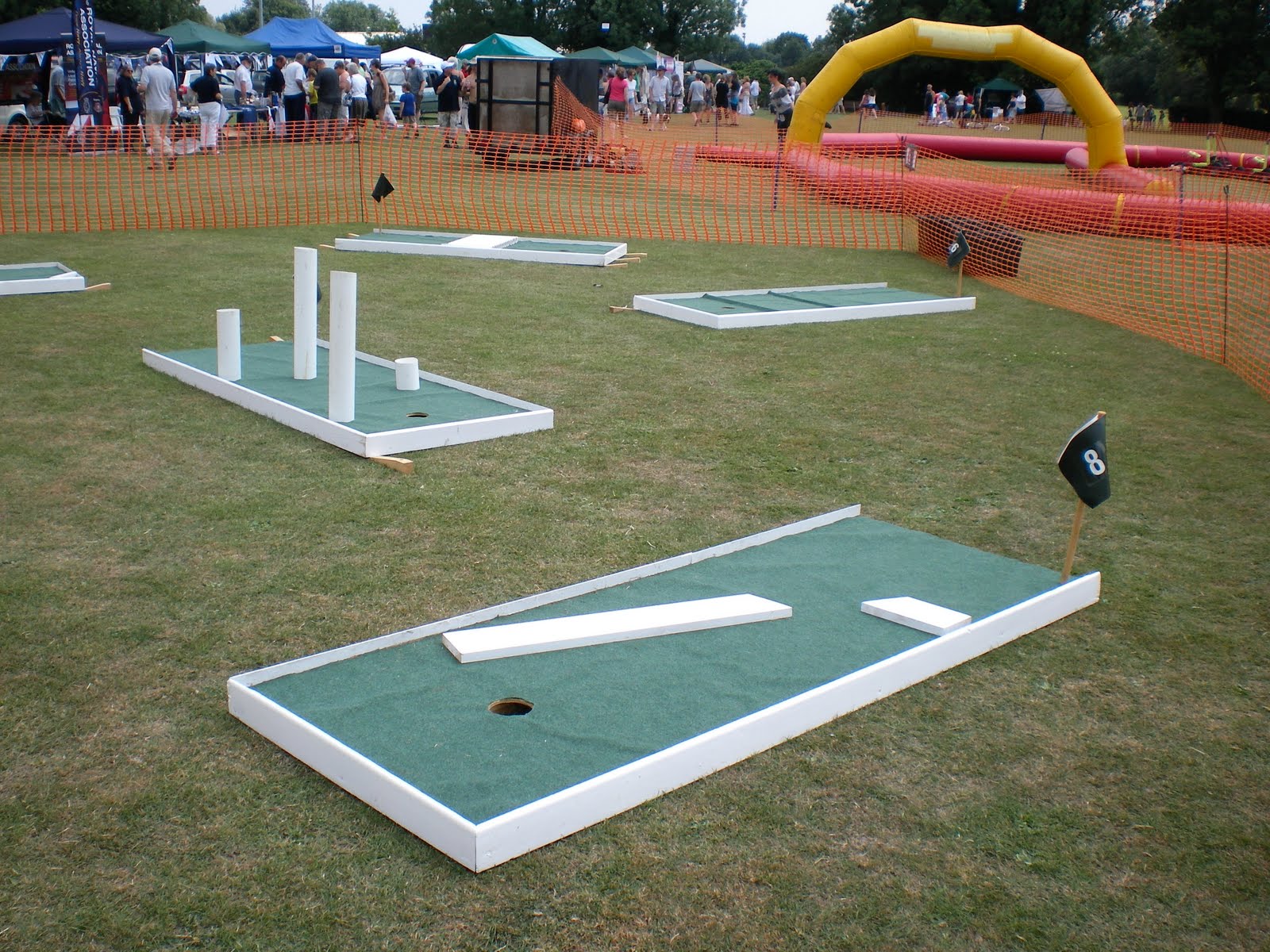 The Ham and Egger Files: Miniature Crazy Golf at Melbourn Village Fete ...