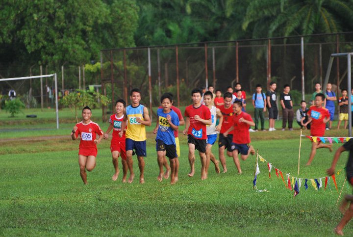 Koperasi SMK Tandek: Kejohanan MSS SMK Tandek Tahun 2011 ( Hari Pertama ...