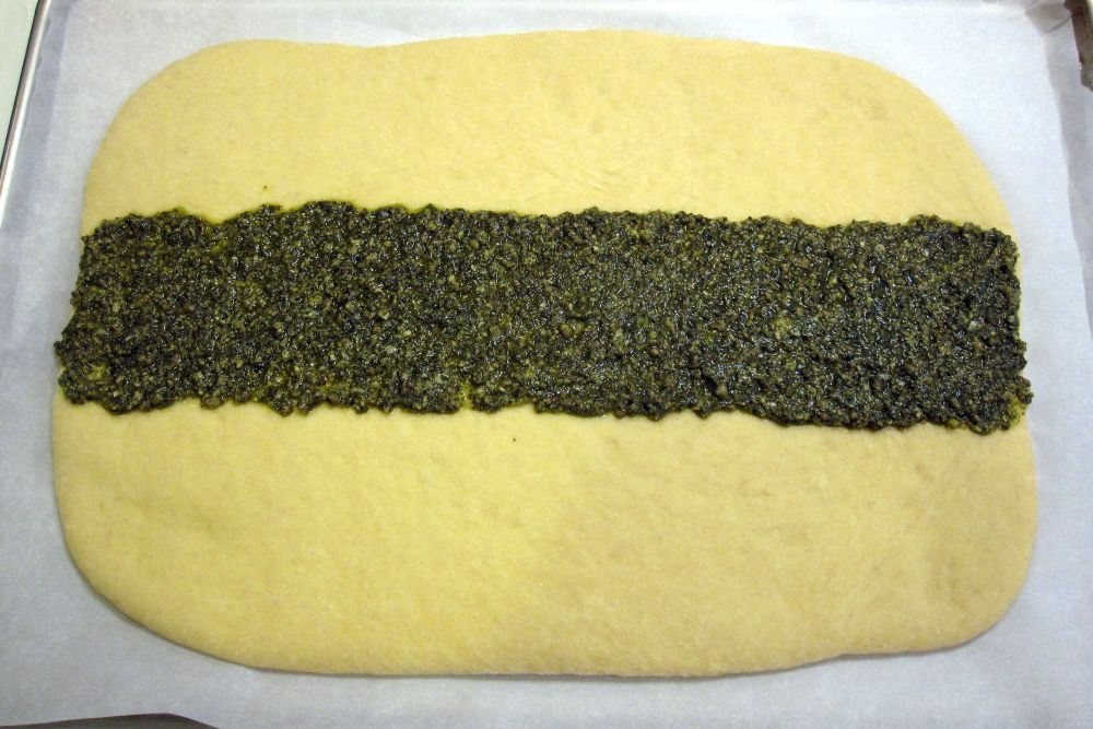 Happy Go Marni: White, Red, and Green Italian Braid Featuring a Pesto ...