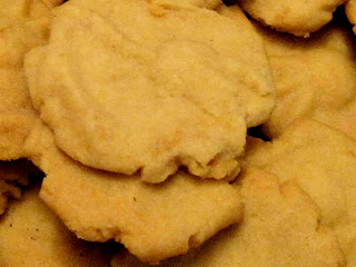 House Hubbie's Home Cooking: Holland Butter Cookies