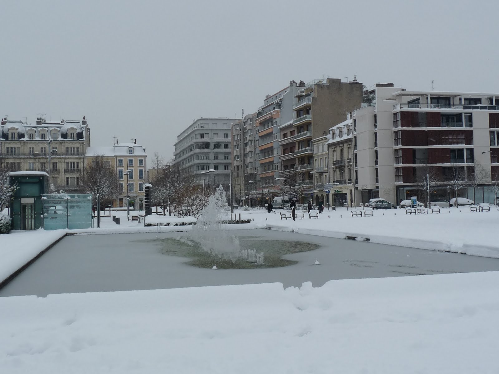 Vivre l'international: Valence sous la neige de décembre