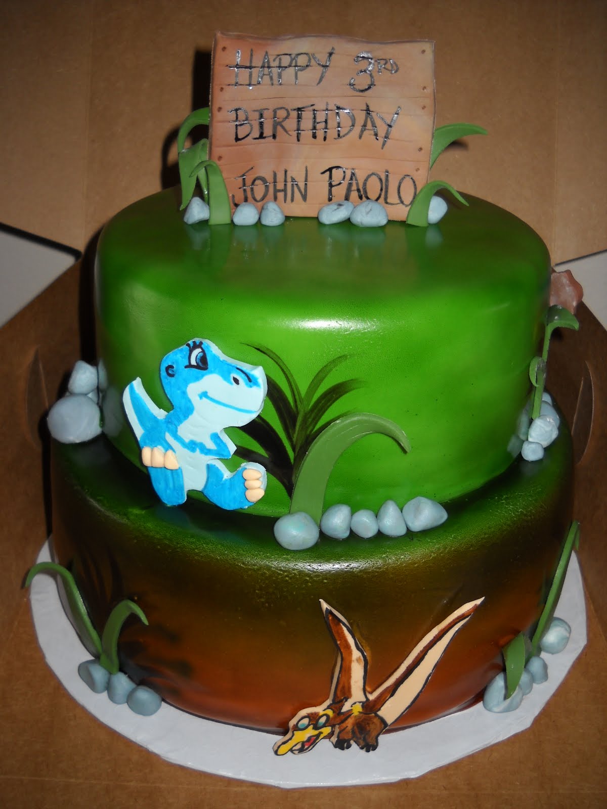 Tara's Piece of Cake: Land Before Time Birthday