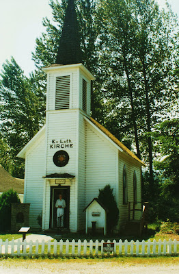 Photo of the Week - Little White Church (Elbe, USA): Travel Wonders