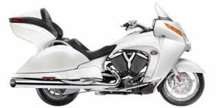Motorcycle Big: 2010 Victory Vision Touring Motorcycle
