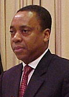 Nigel Short visits Angola seeking support for Karpov « Spraggett on Chess