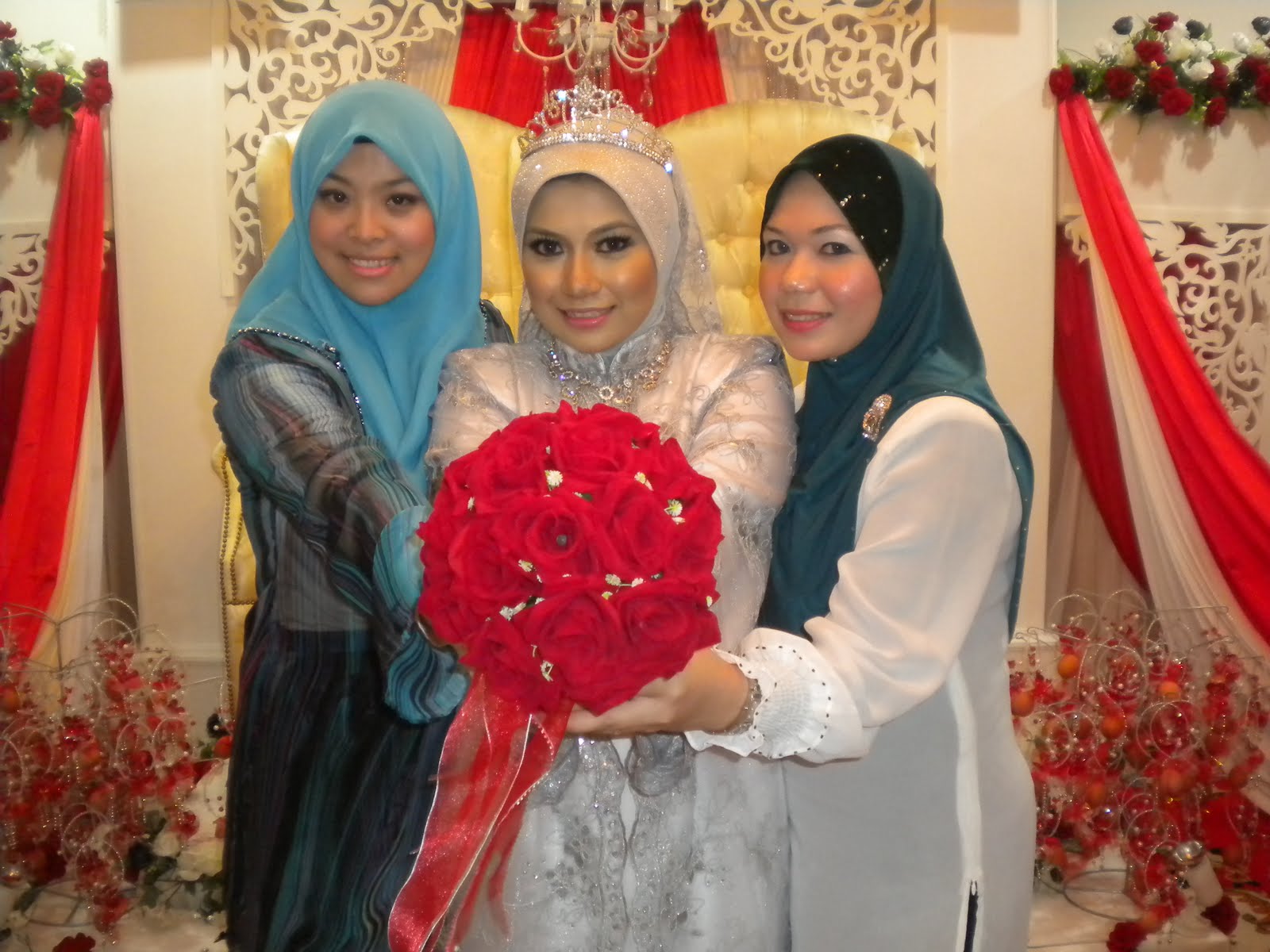 MakeUp by Intan Juhaina