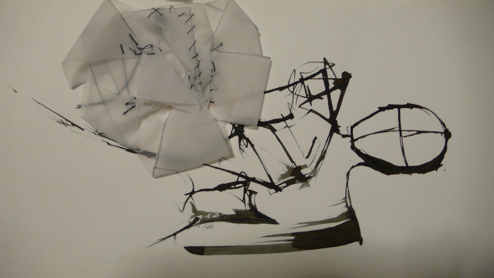 Explore Creativity: Paper manipulation and 3D shape exploration