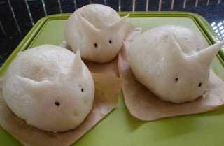 The HomeMaker: Steamed Buns (Pau)