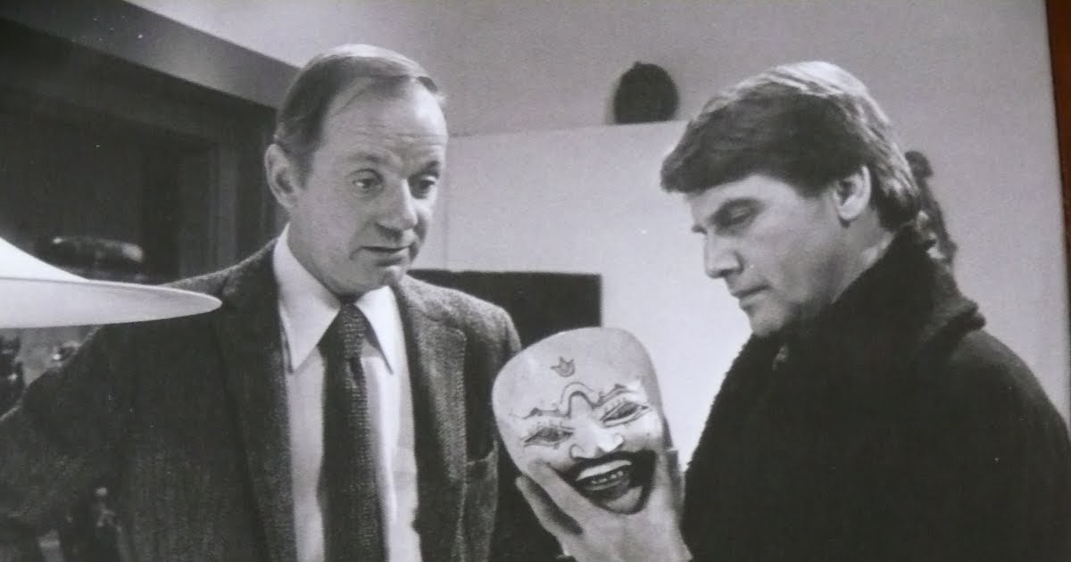 The journey to Batik / De reis naar Batik / by Sabine Bolk: Miniserie ...