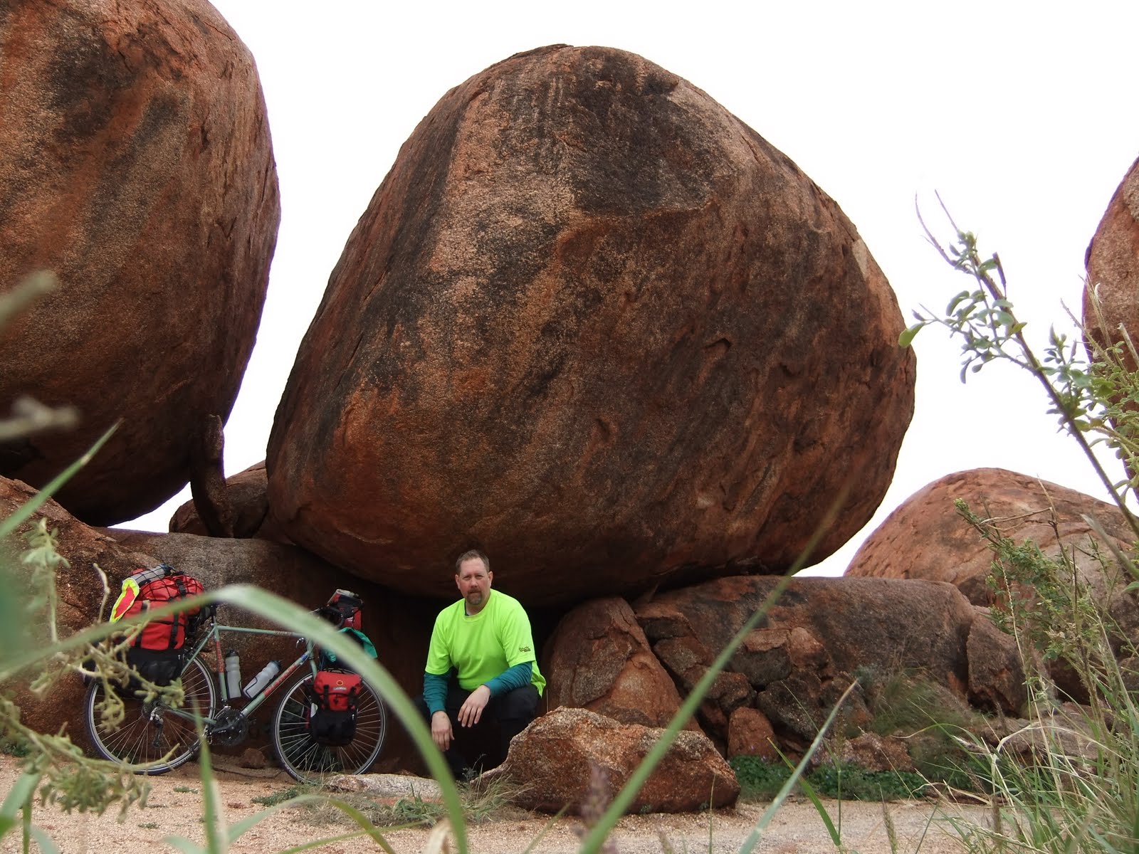 Adelaide to Darwin by Bicycle: Attempting to Ride Australia's Stuart ...